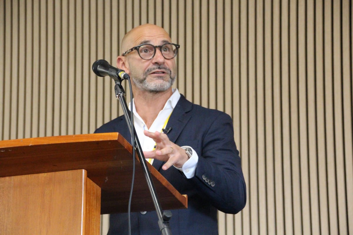 Gavin Peacock speaks on Psalms at GBP conference