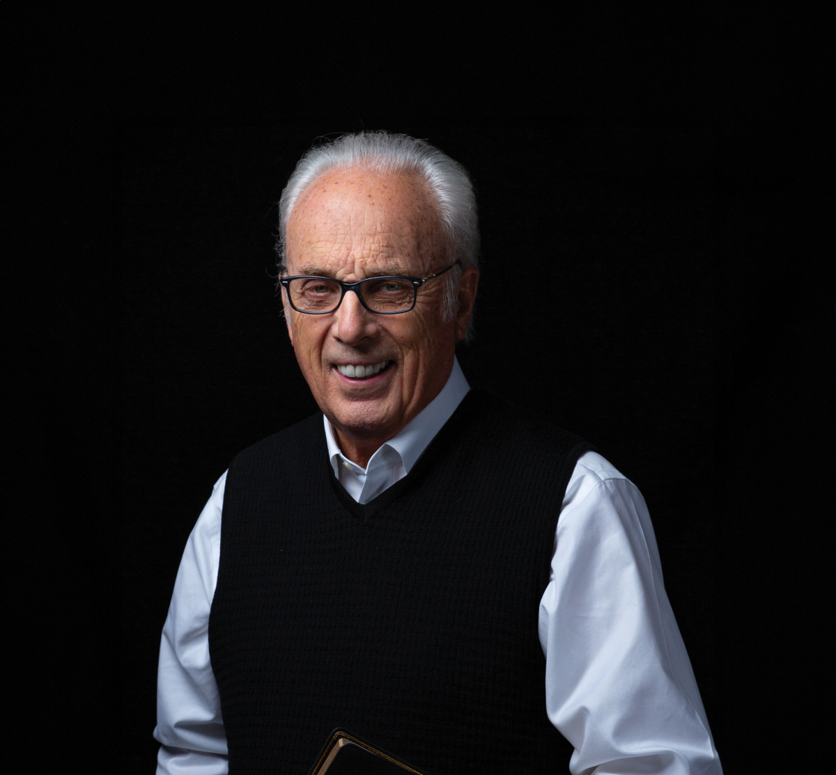 US: John MacArthur, preacher and founder of Grace To You, has died aged 86 after battle with ...
